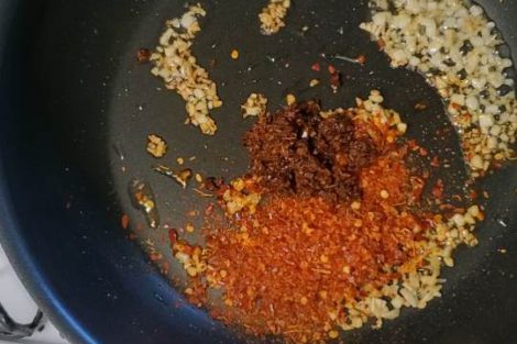 Sri Lankan Devilled Chicken - Hungry Lankan