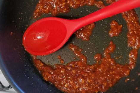 Sri Lankan Devilled Chicken - Hungry Lankan