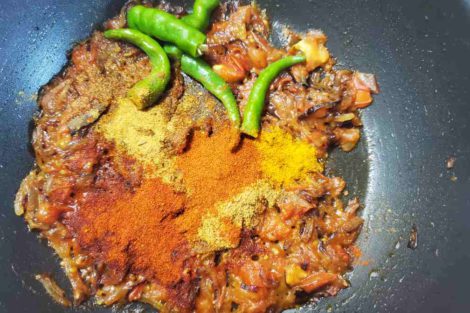 Chicken Dum Biryani (Pakki style) - Hungry Lankan