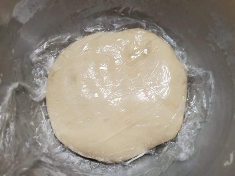 Sri Lankan Vegetable Roti (Elawalu Roti) - Hungry Lankan