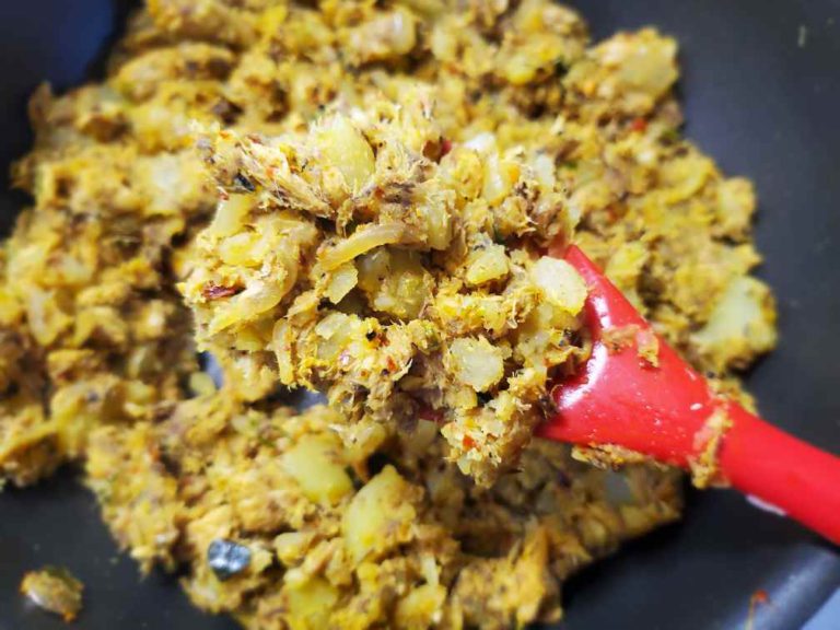 Sri Lankan Fish Buns - Hungry Lankan