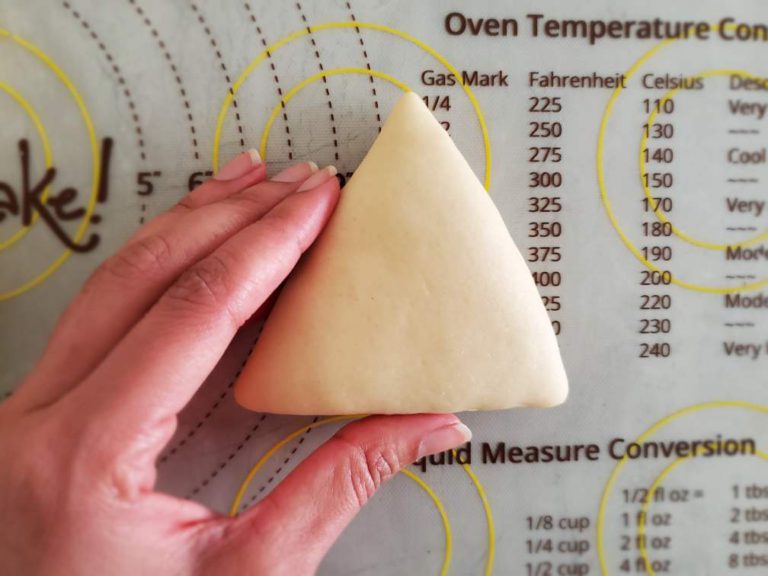 Sri Lankan Fish Buns - Hungry Lankan