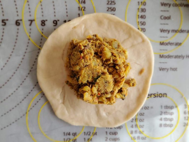 Sri Lankan Fish Buns - Hungry Lankan